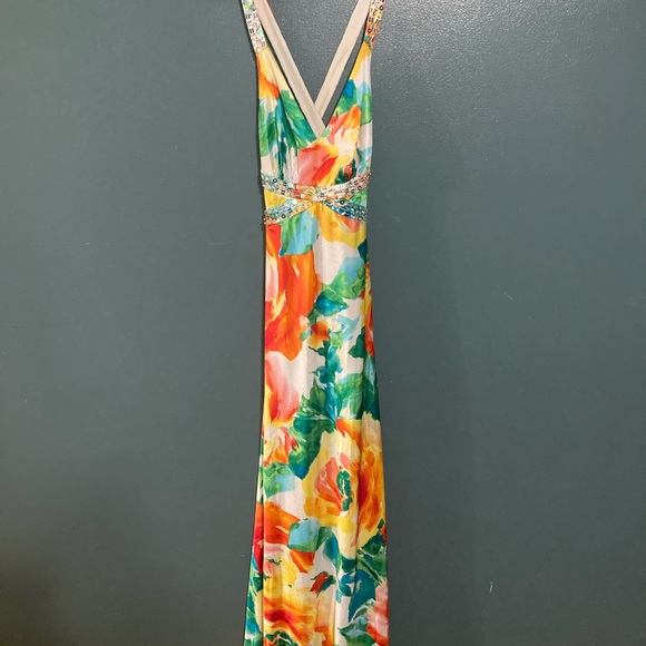 Morgan & Co. | Dresses | Morgan Co Vibrant Floral Maxi Dress | Poshmark